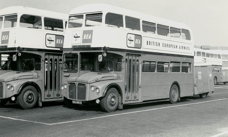 BEA ROUTEMASTER COACH KGY612D